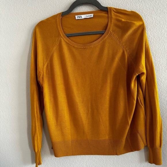 Zara | Tops | Zara Light Sweater | Poshmark
